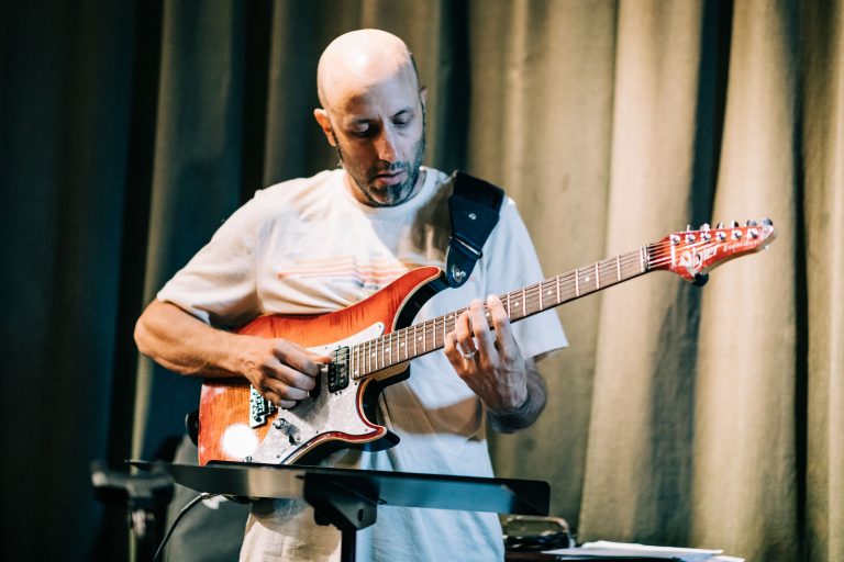 Chris Buono - Official website of guitarist/educator Chris Buono